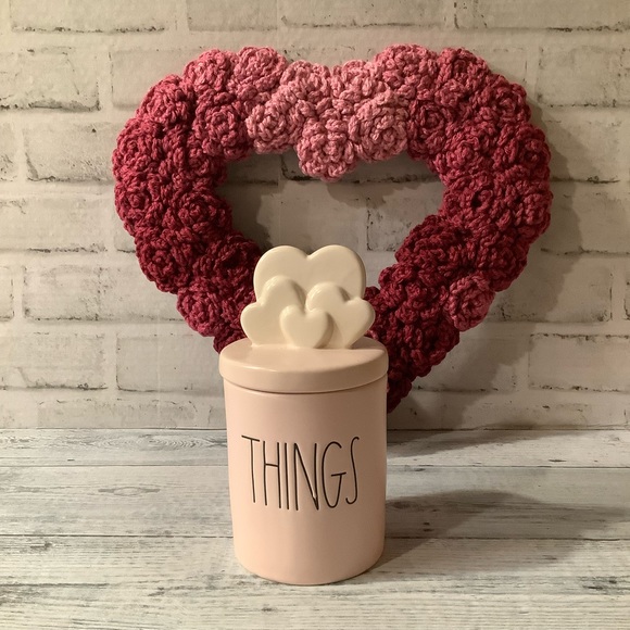 Rae Dunn | Holiday | Rae Dunn Ceramic Things Canister With Heart Lid ...